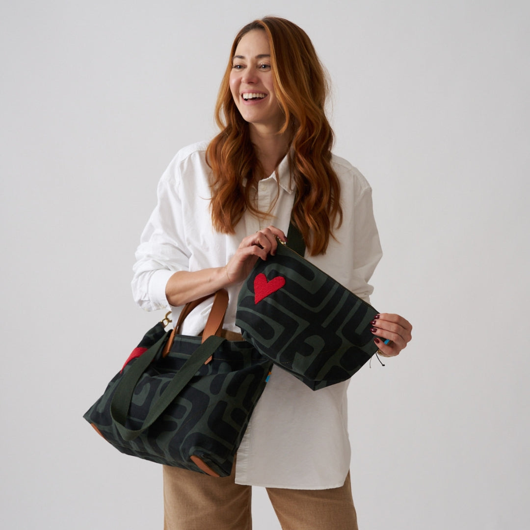 Commuter - Safari Kuba with Red Beaded Heart – Ubuntu Life